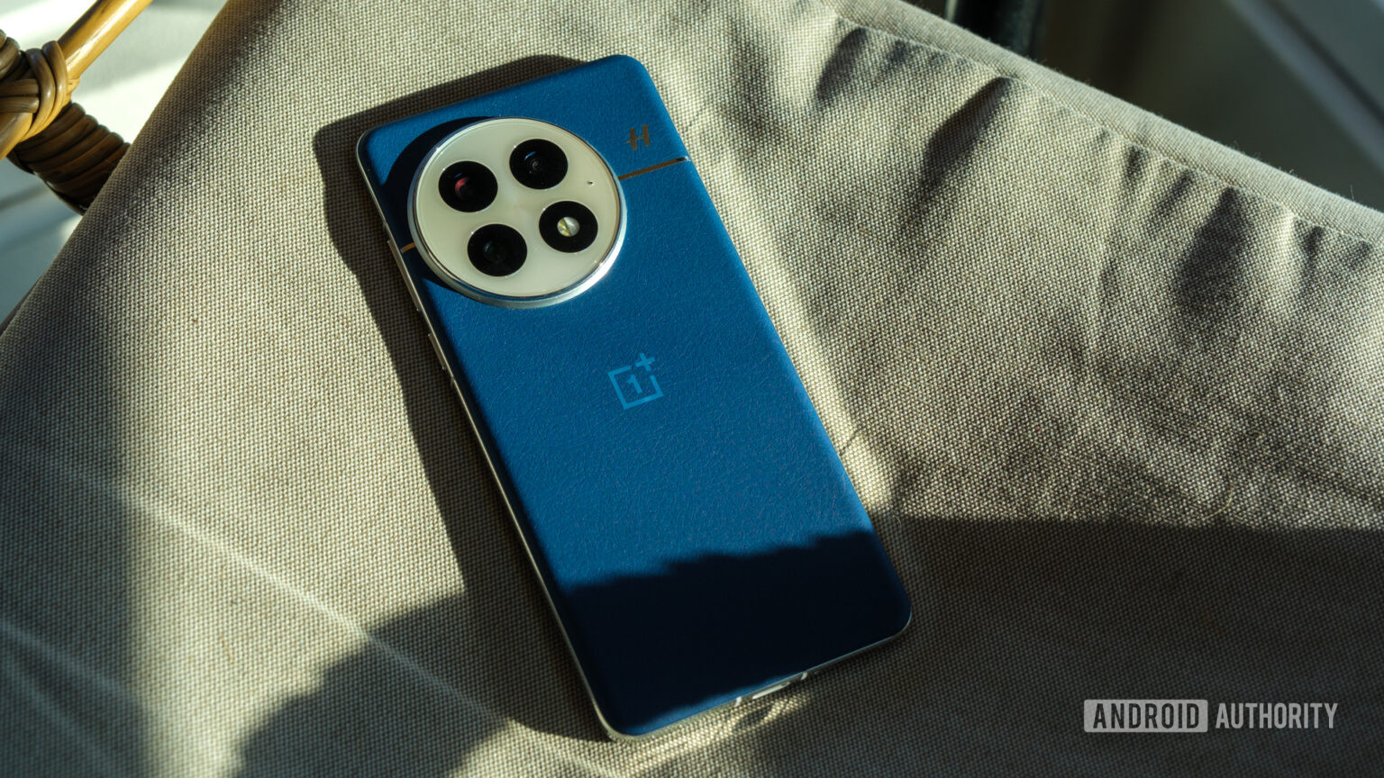 5 Android phones you should buy instead of the iPhone 17 Pro