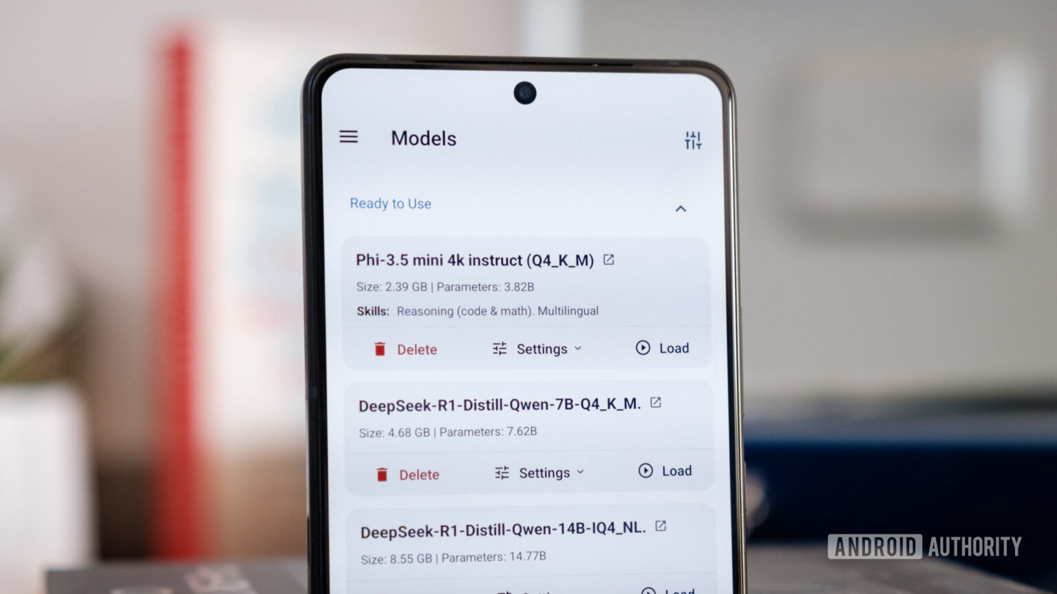 How I installed DeepSeek on my phone with surprisingly good results