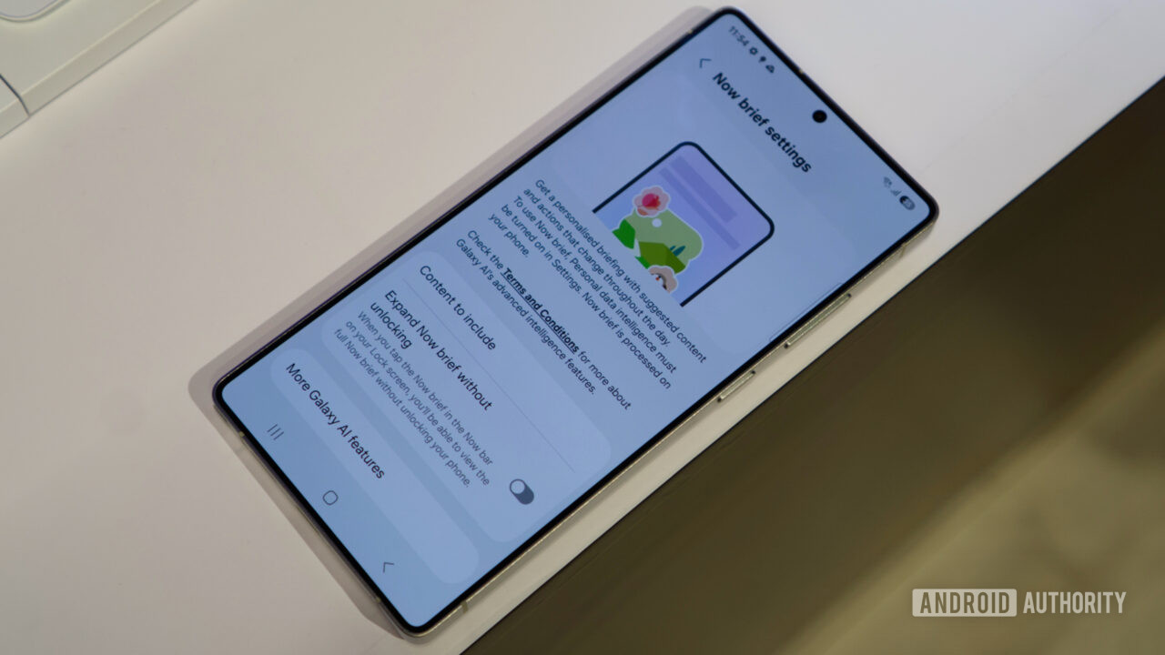 Now Brief on Galaxy S25 feels like the Google Now of the AI era - Android Authority