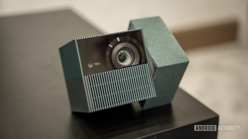 TCL Playcube is a brilliantly designed portable Google TV projector - Android Authority