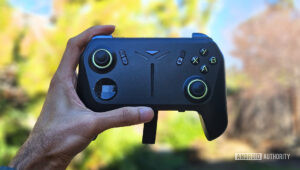 TECNO Pocket Go hands-on review: A new vision for portable Windows gaming