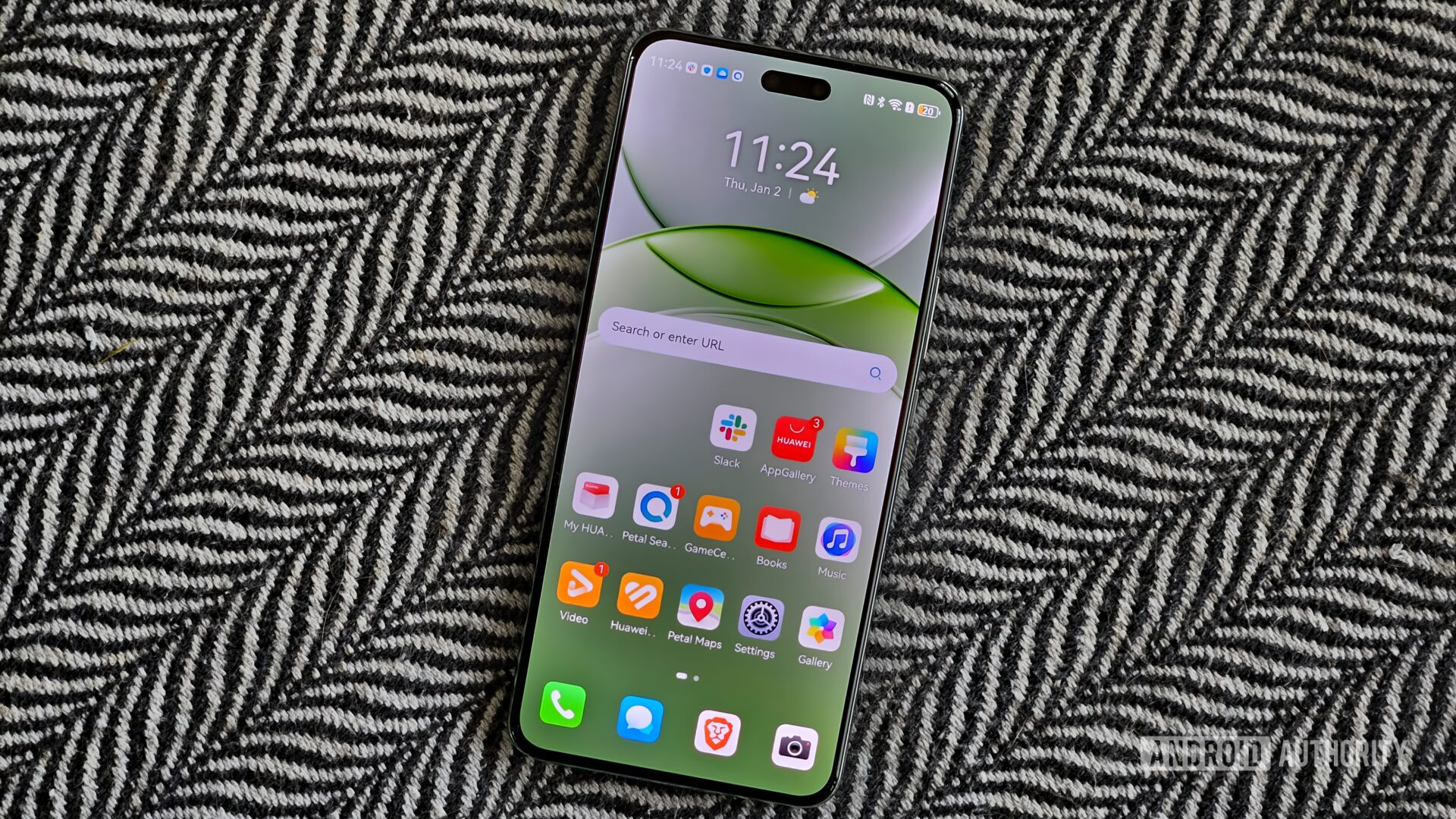 The Nova 13 Pro is HUAWEI's most stylish mid-ranger yet - Android Authority