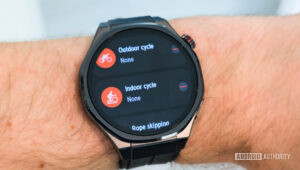 HONOR Watch 5 Ultra hands-on review: Nice, but not really 'Ultra'