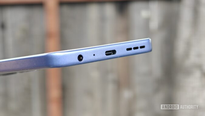 The Unihertz Atom smartphone is really, really small - Android Authority