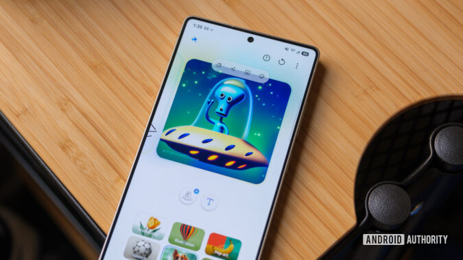 I tried the Galaxy S25's Drawing Assist, and it beats Pixel Studio