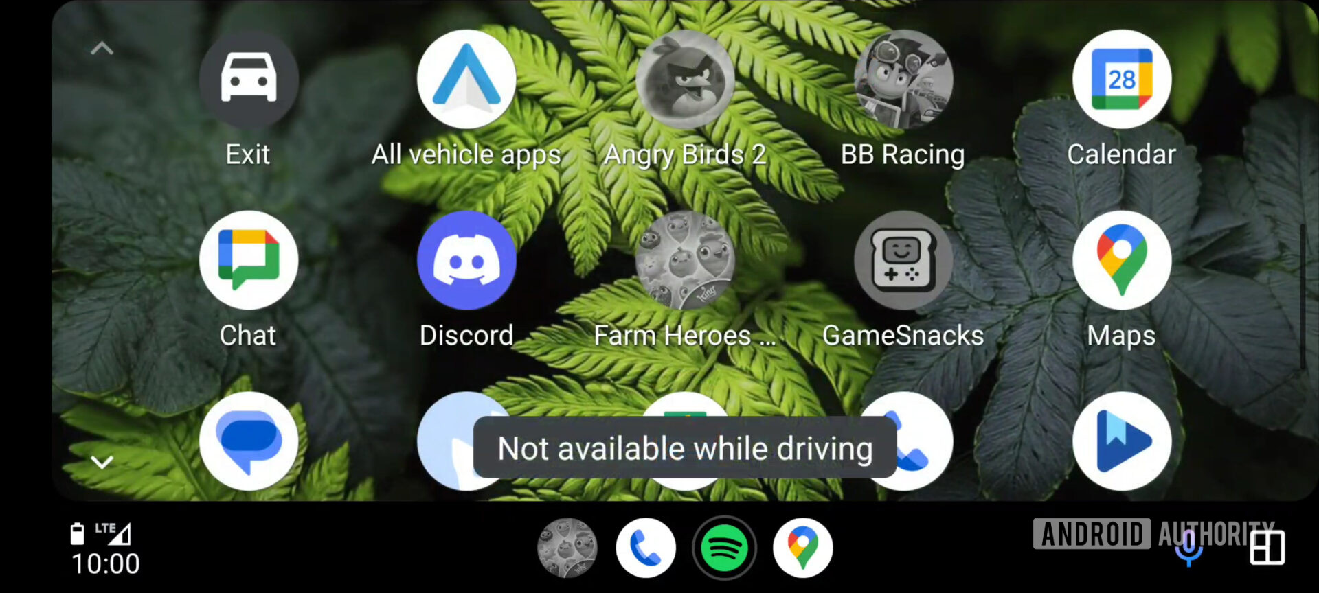 Want to play games on your Android Auto screen? There's good news.
