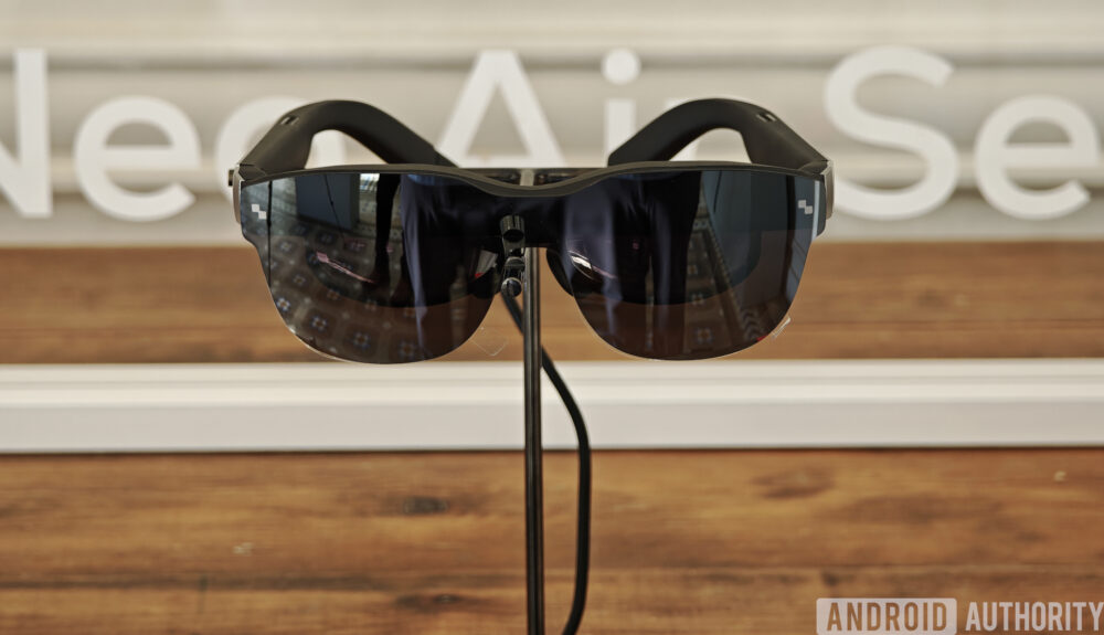 These new RayNeo glasses make wearing a private HD display both ...