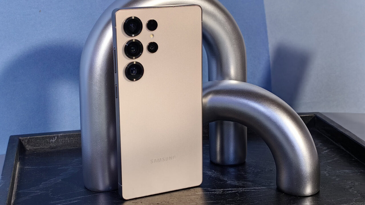 The Xiaomi 15 Ultra reignited my love for slab phones with its ...