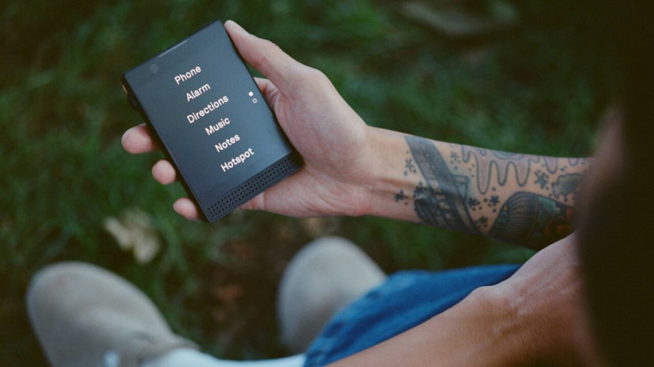 This new minimalist phone costs as much as the Galaxy S25