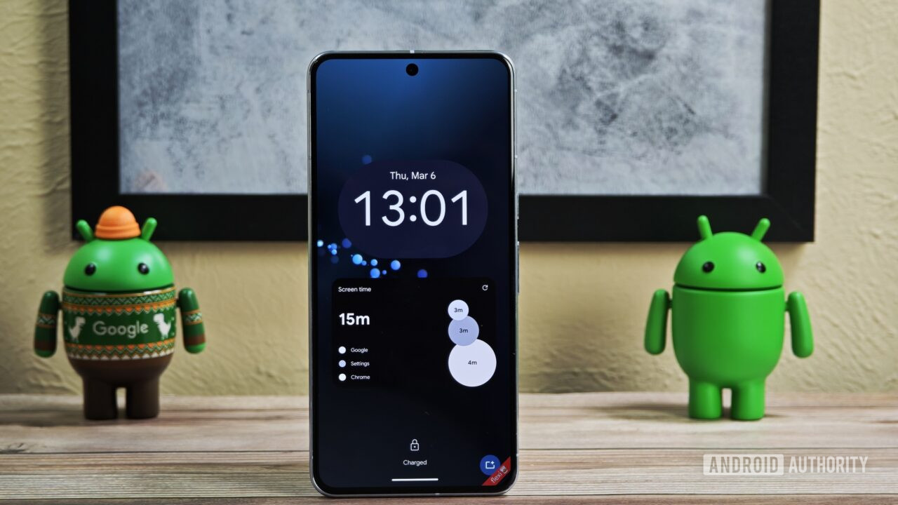 Lock screen widgets are coming to phones in Android 16 QPR1: Here's a ...