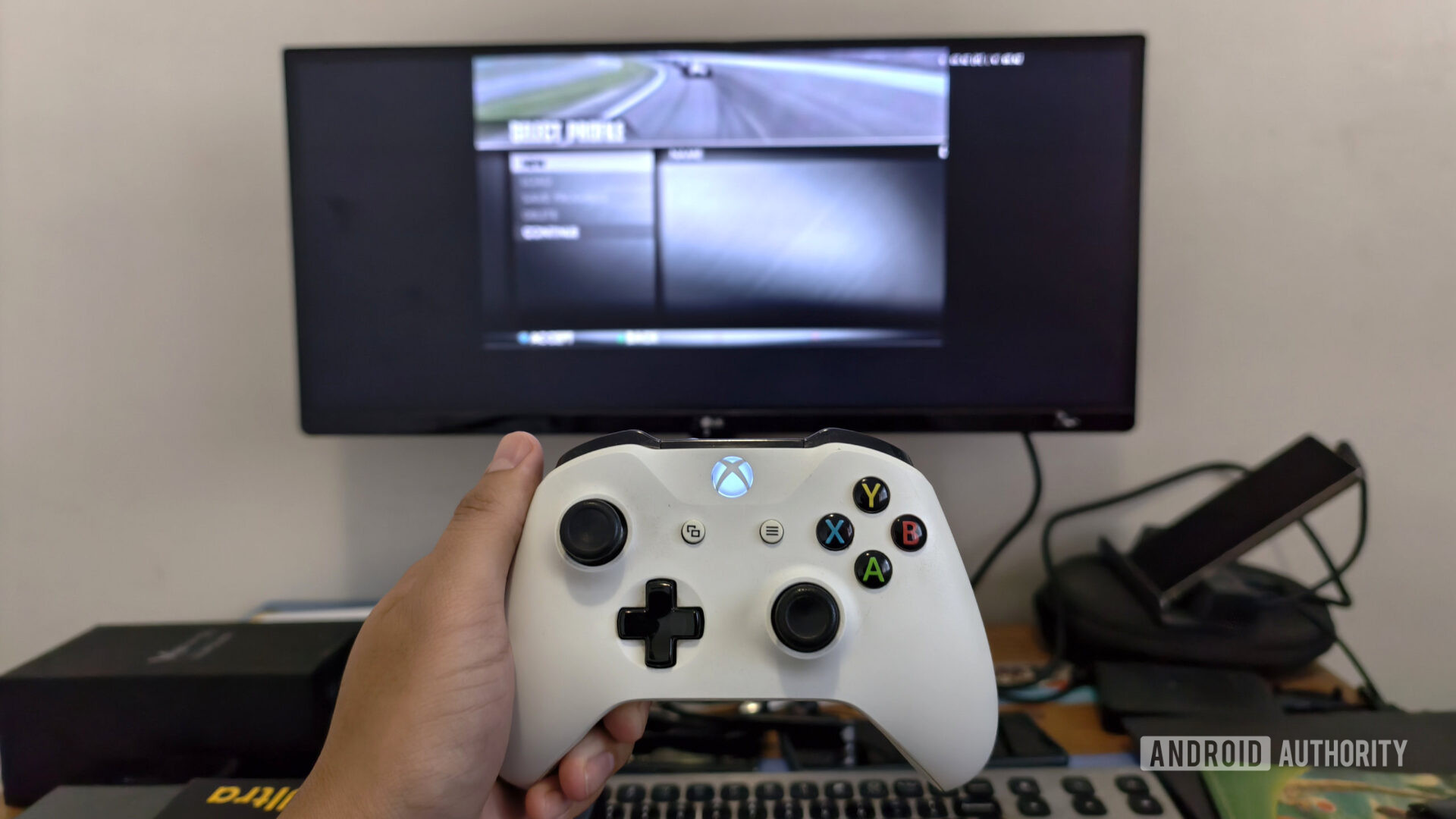 I tried playing emulators on the Galaxy S25 Ultra with DeX, and I have ...