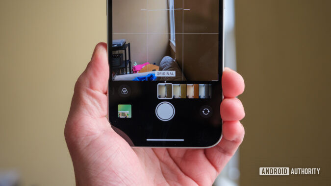 The iPhone 16e's camera reminds me of much, much simpler times