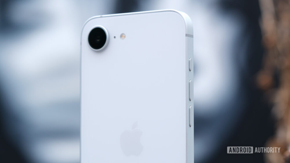 iPhone 16e reviewed by an Android expert: Is it really the best budget ...