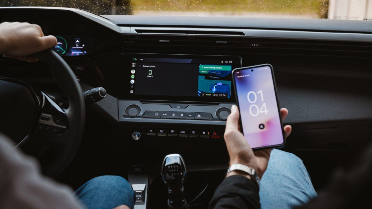 The best wireless Android Auto adapter gets even better and is now ...