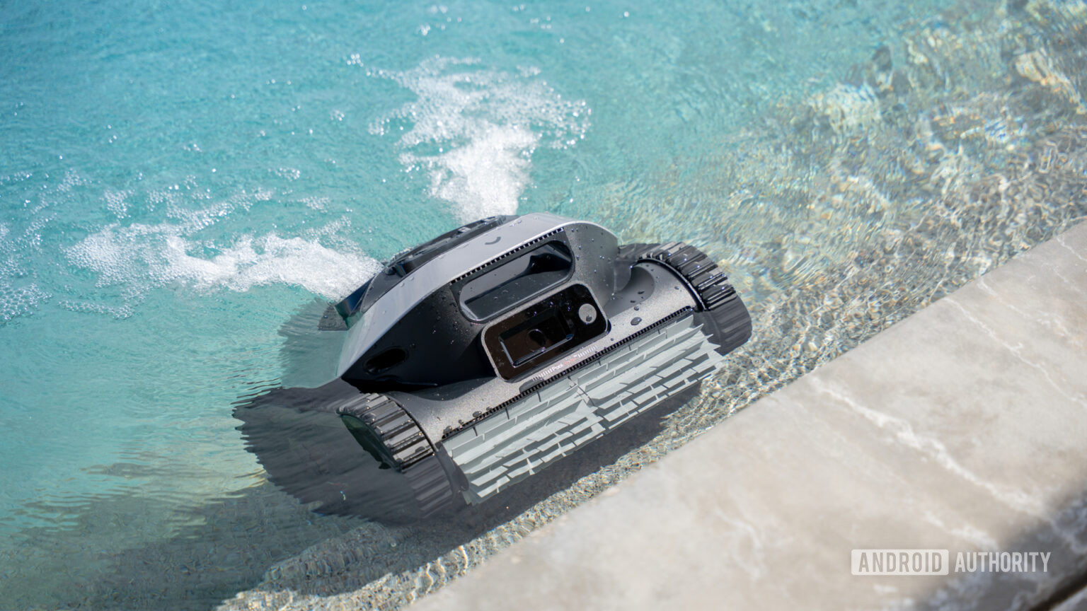 Dreame Z1 Pro review: Great robot pool cleaner with a handy remote