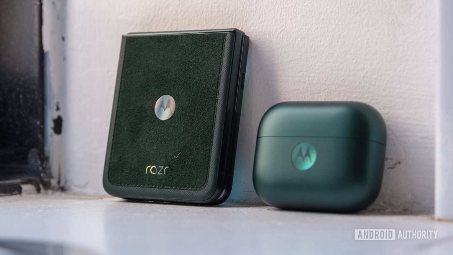 I should be thrilled about Motorola's 2025 Razr phones, but I'm not