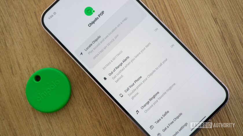 Chipolo POP review: Better Android AirTag alternatives than the Moto Tag?