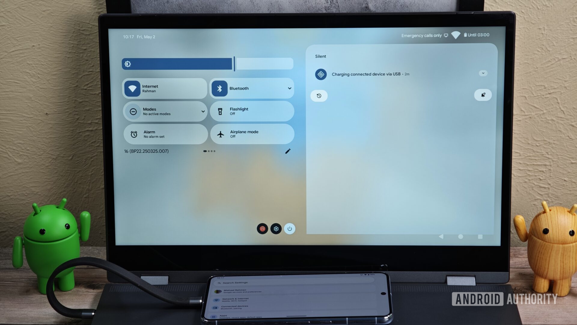 Google is finally building its own DeX: First look at Android's Desktop ...