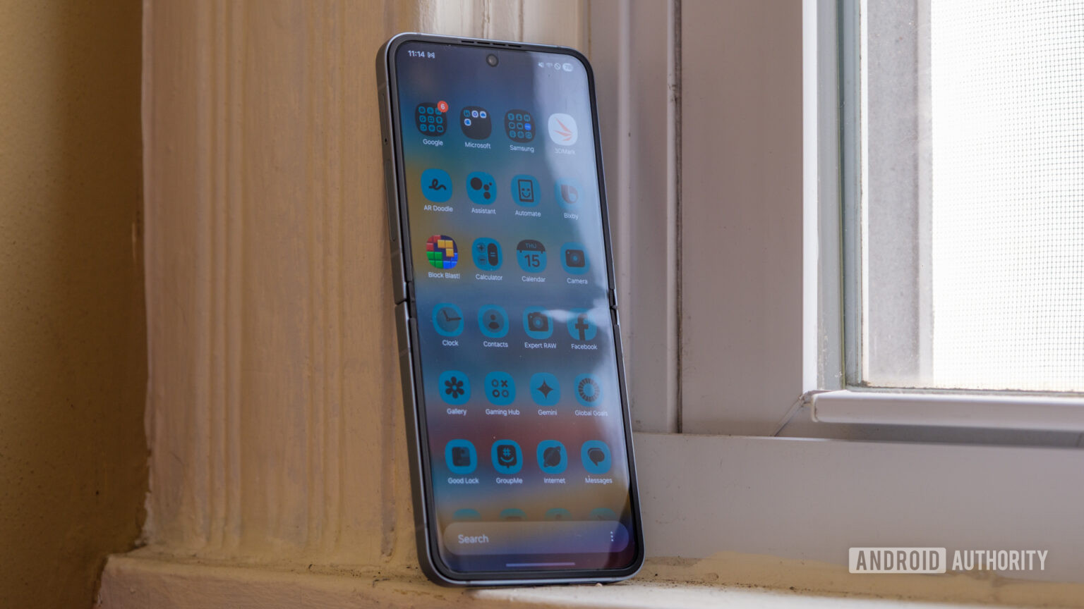 I love One UI 7, but it still can't beat Google's Pixel software
