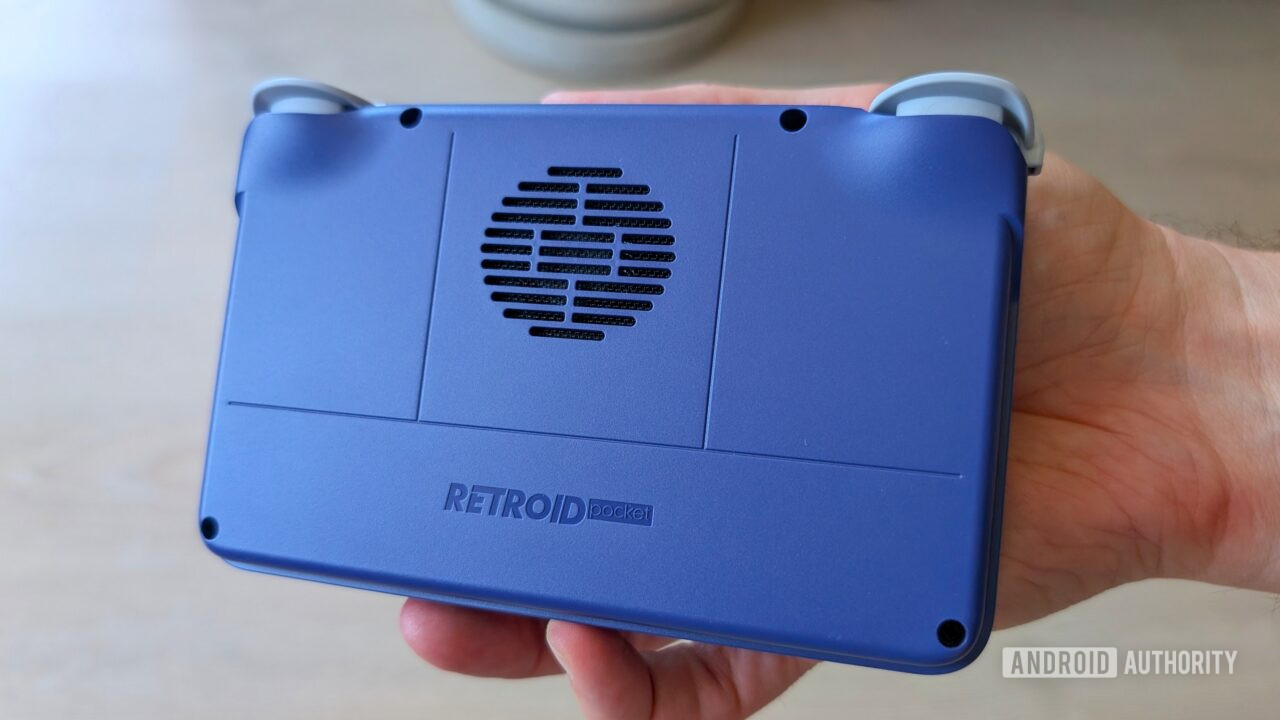 Retroid Pocket Flip 2 review: Killer clamshell emulation - Android ...