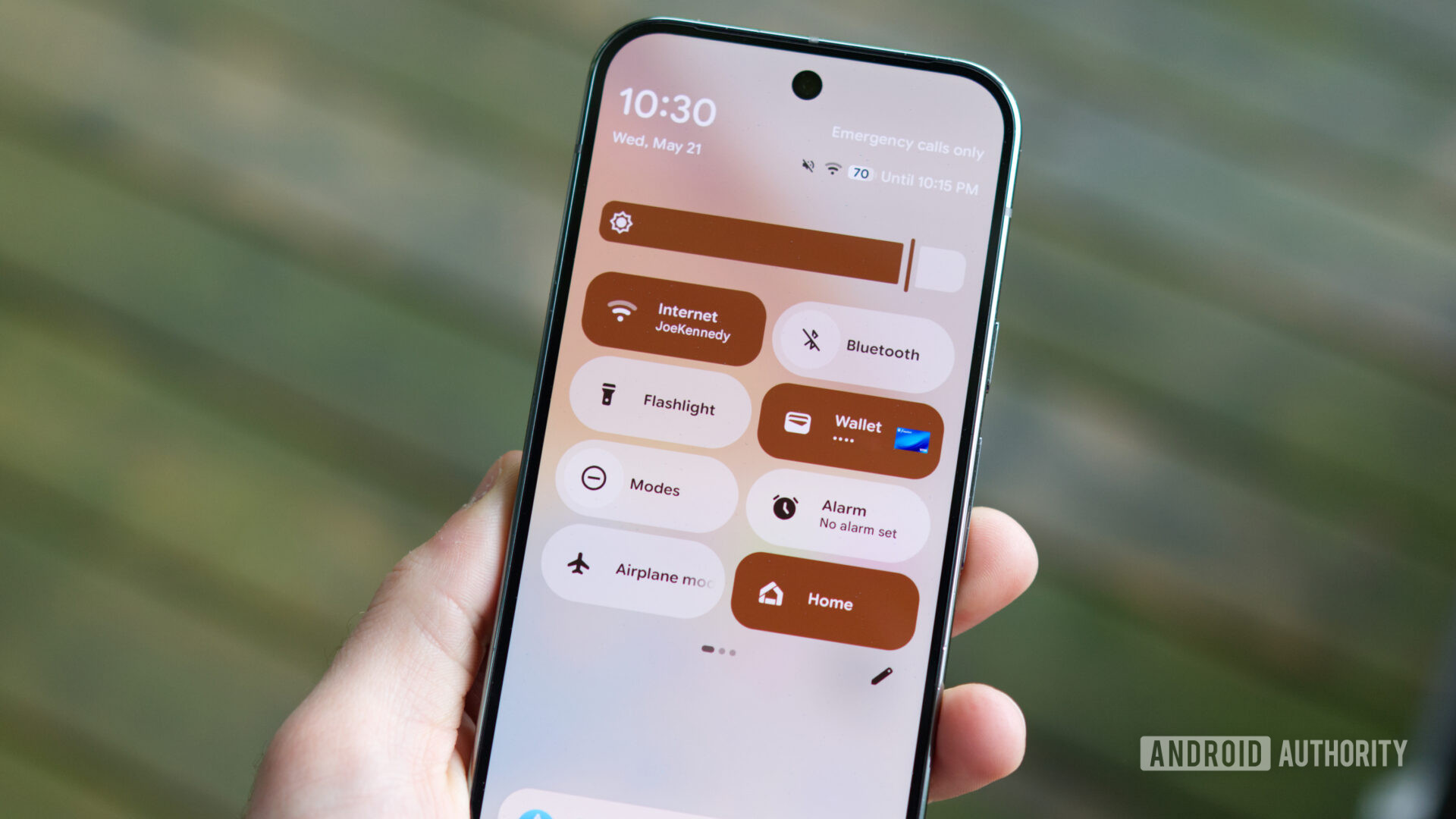 Android 16 has a cool trick to help you identify small Quick Setting tiles