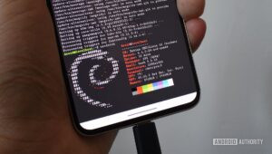 8 things you must try with the Linux Terminal app on your Android phone