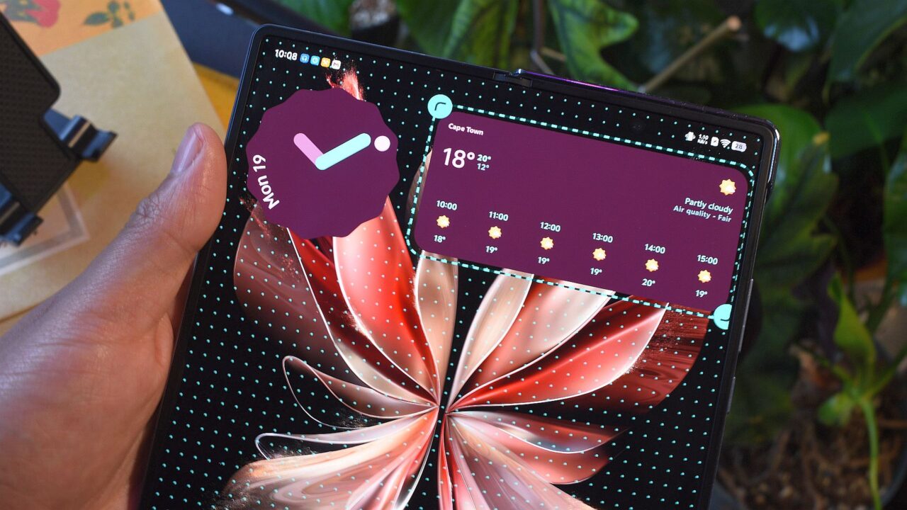 Why Octopi Launcher is my new must-have app for foldable phones