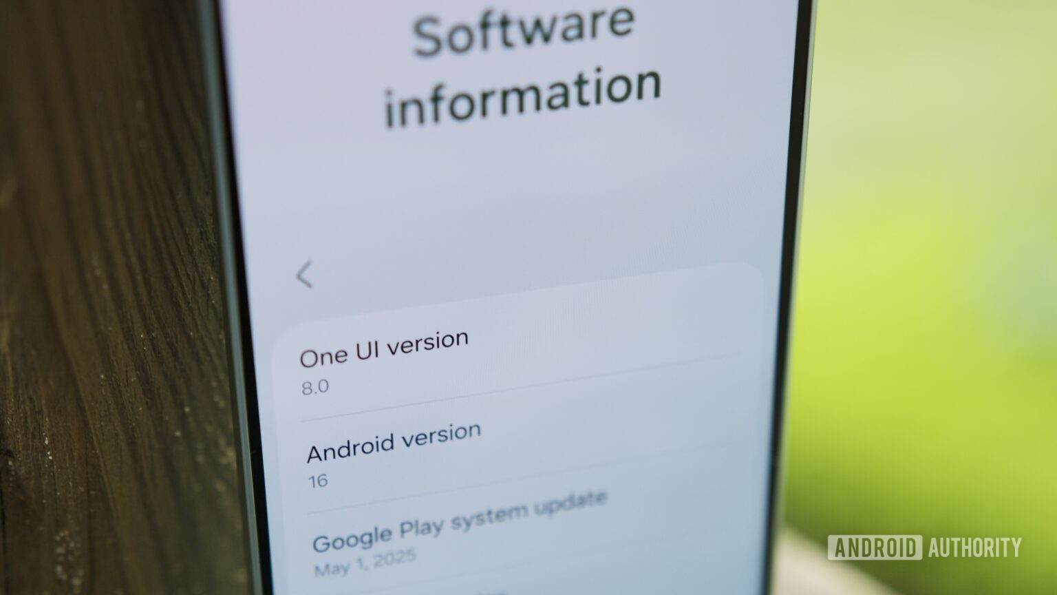 iOS 26 is another reminder of just how bad Android updates still are