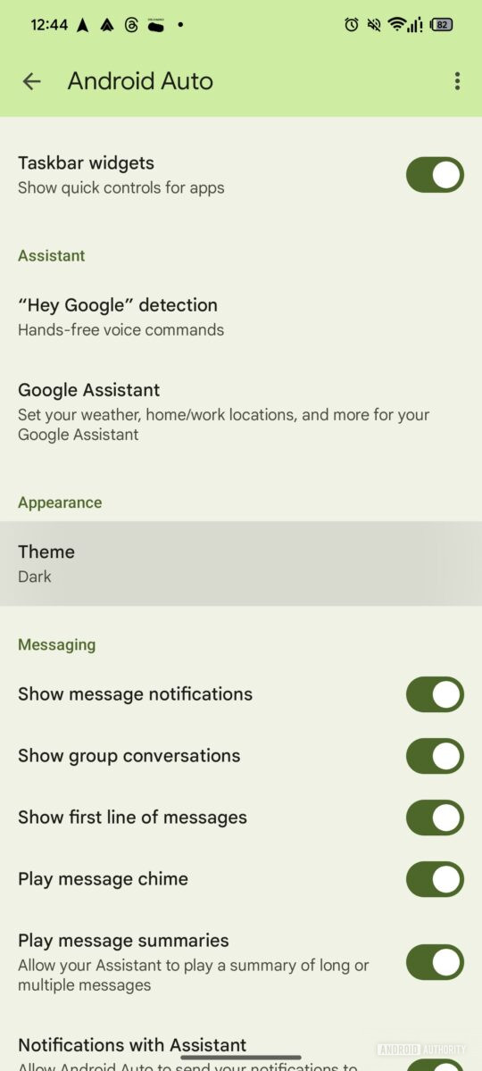 Android Auto inches closer to the light with new theme options (APK ...