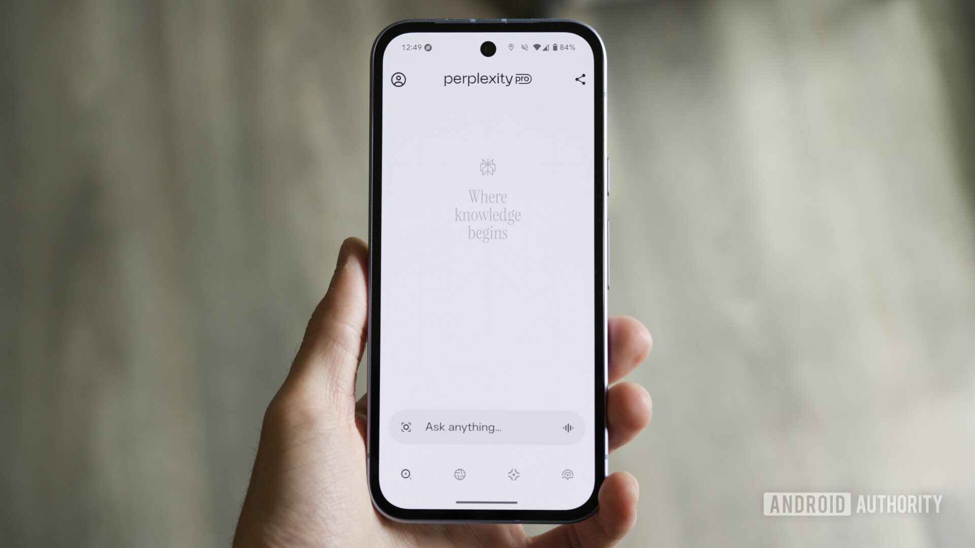 It’s time Google gave us real choice on Android Auto assistants