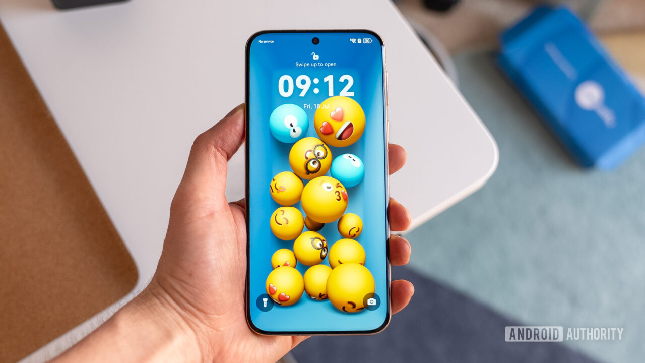 Bored with your phone's lock screen? This brand lets you replace it ...
