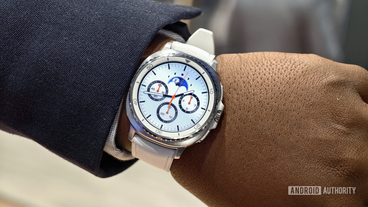 Don't miss the Samsung Galaxy Watch 8 Classic at just $399.99 - Android ...