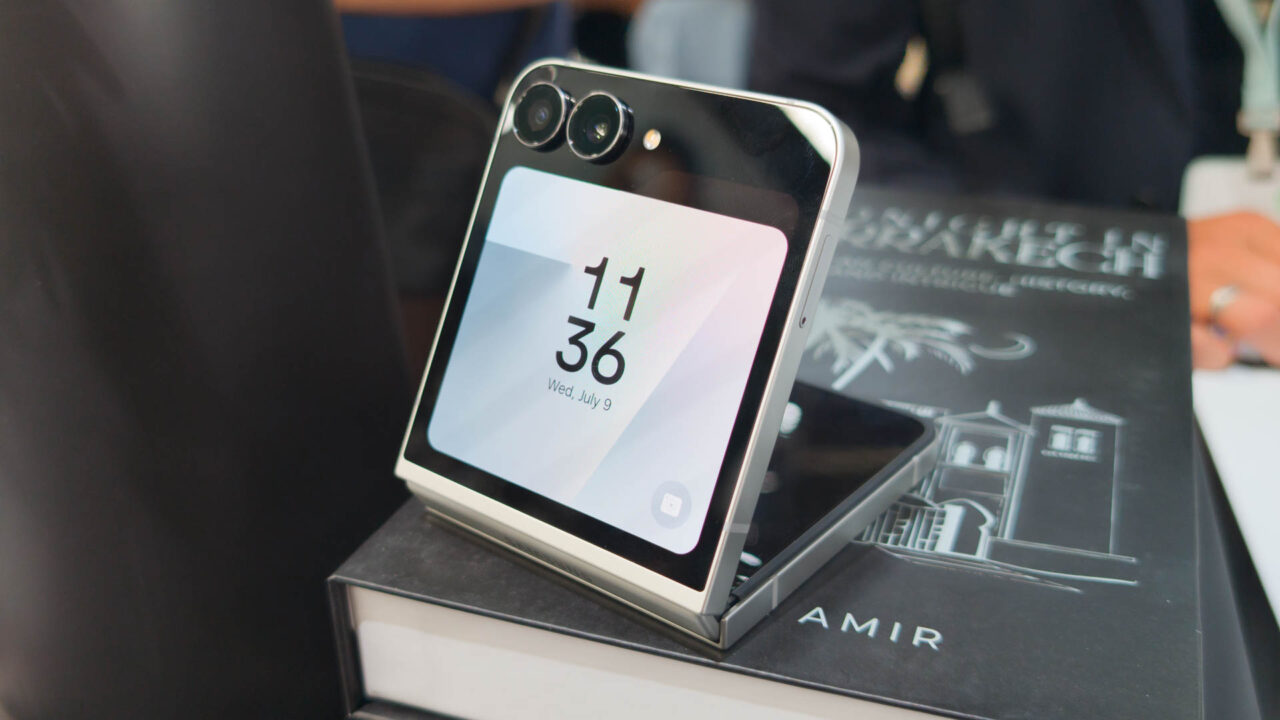 It's too late for a Google Pixel flip phone