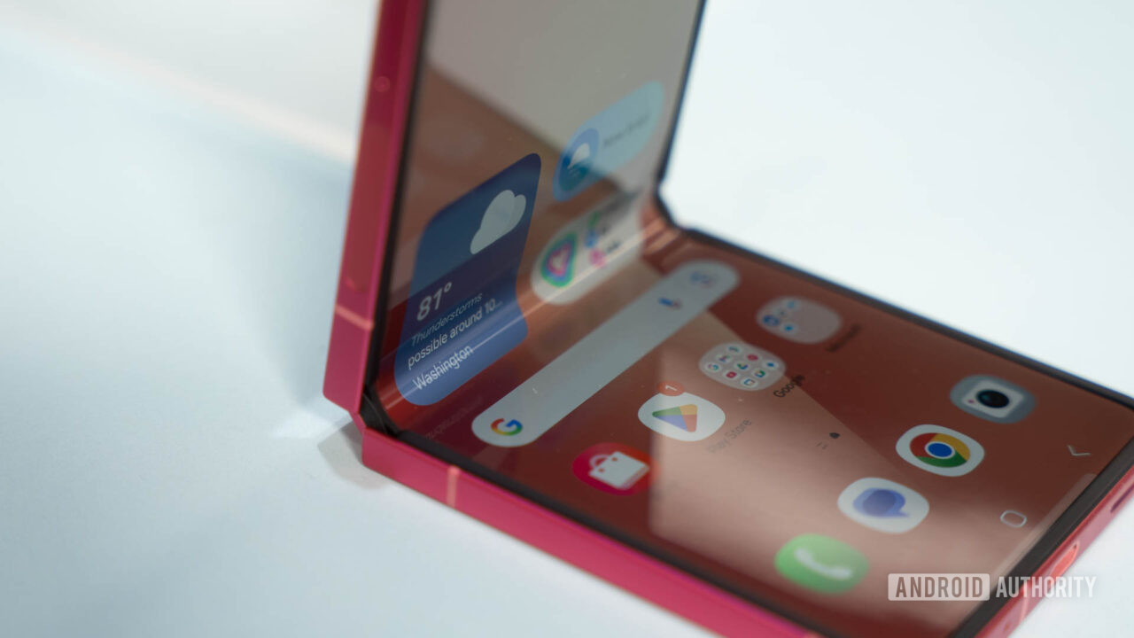It's too late for a Google Pixel flip phone