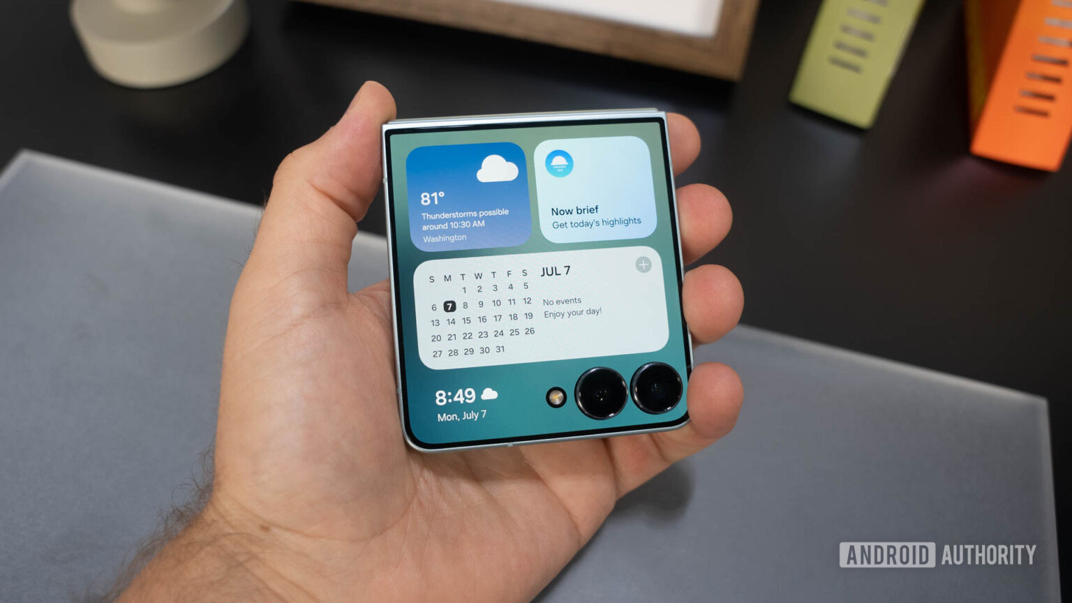 Samsung's new foldables are tempting upgrades, but I'm holding off