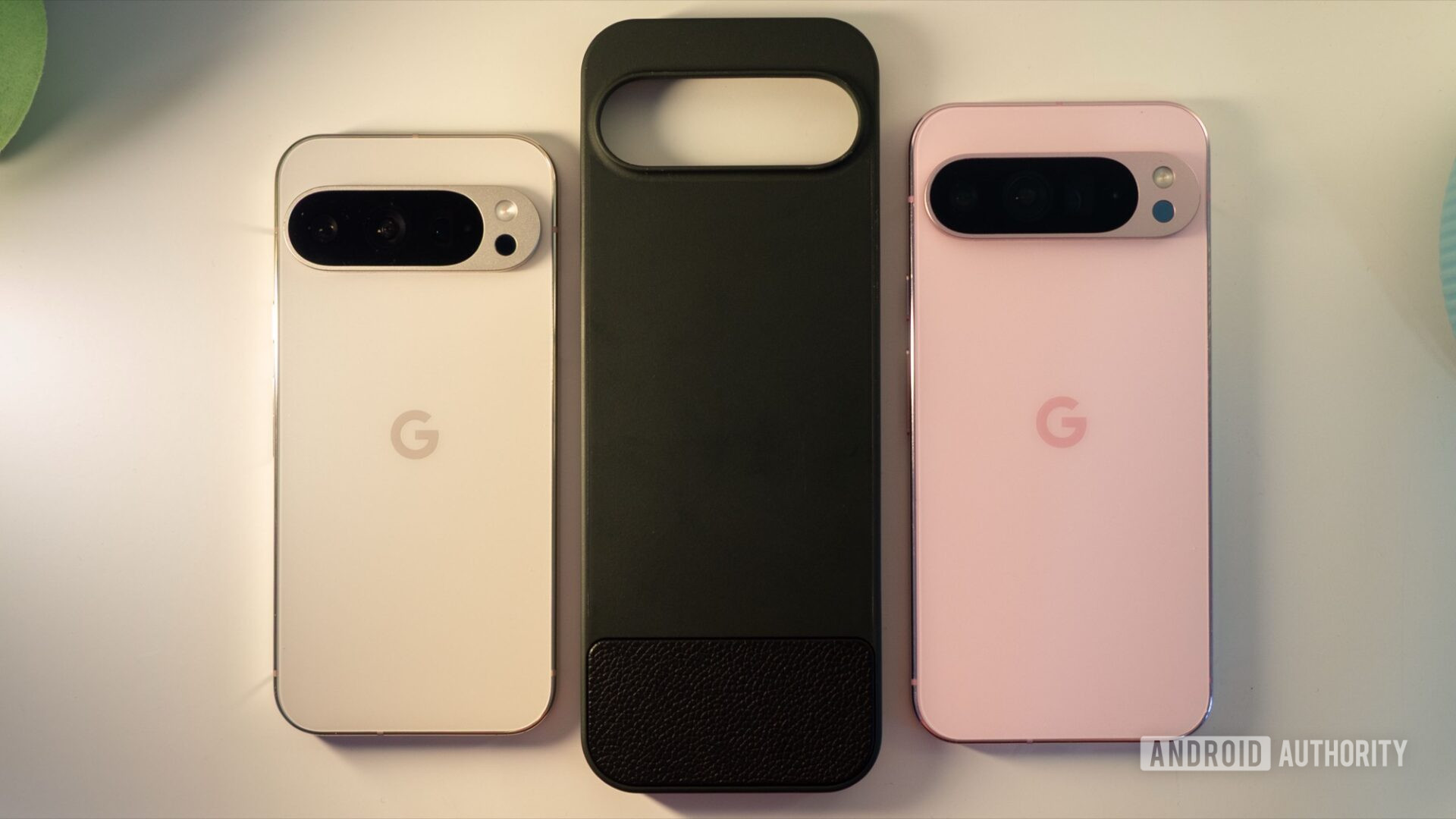 Clicks Keyboard review: What does a physical QWERTY add to my Pixel 9?