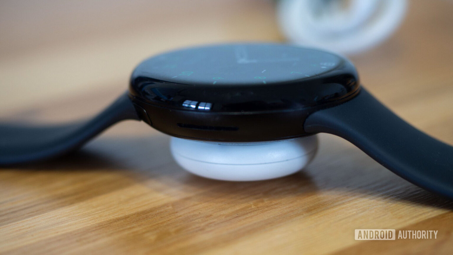 Why I love (and hate) the Pixel Watch 4's utterly bizarre new charger