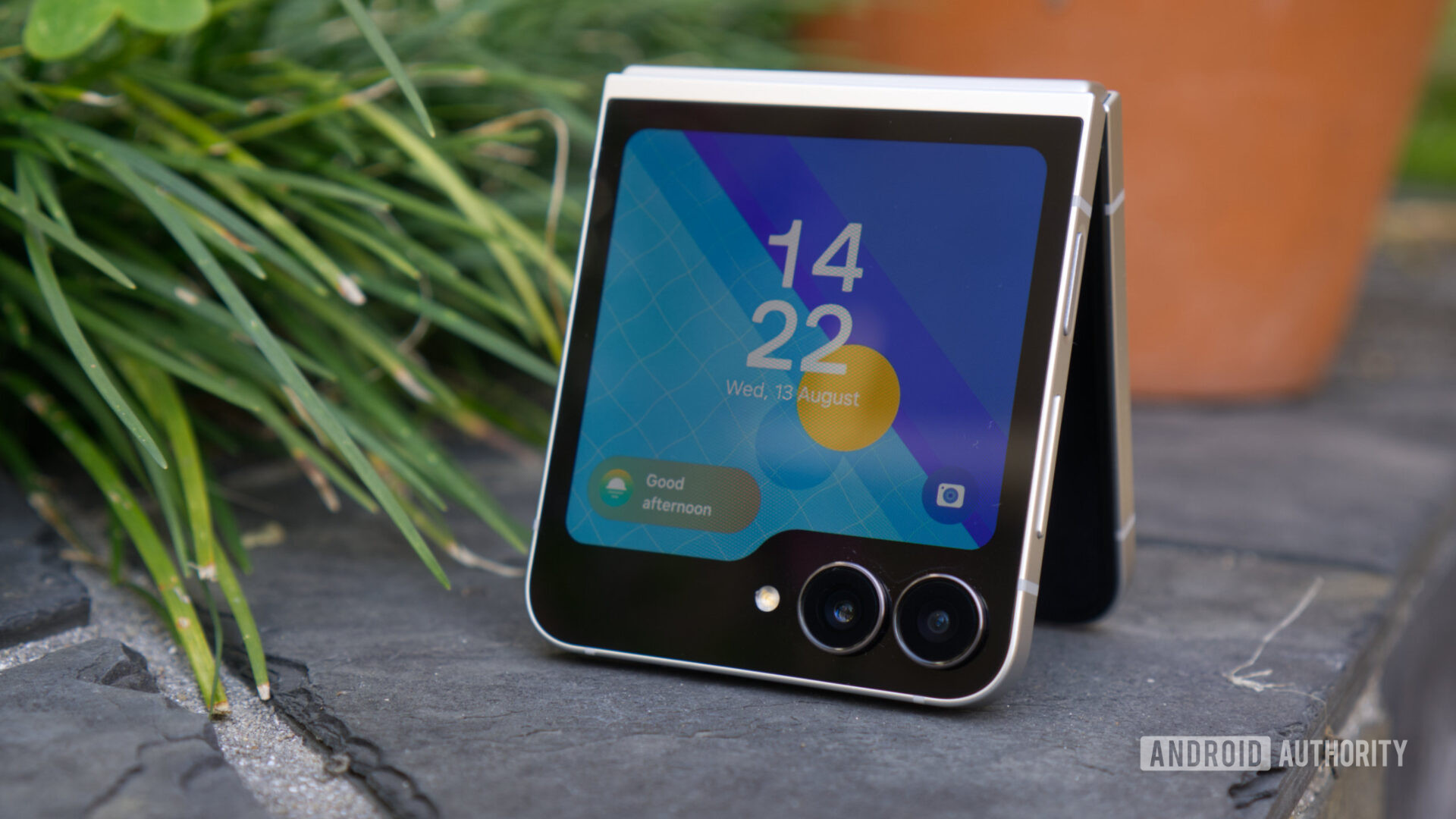 Samsung Galaxy Z Flip 7 FE review: Not the budget Flip phone I'd hoped for