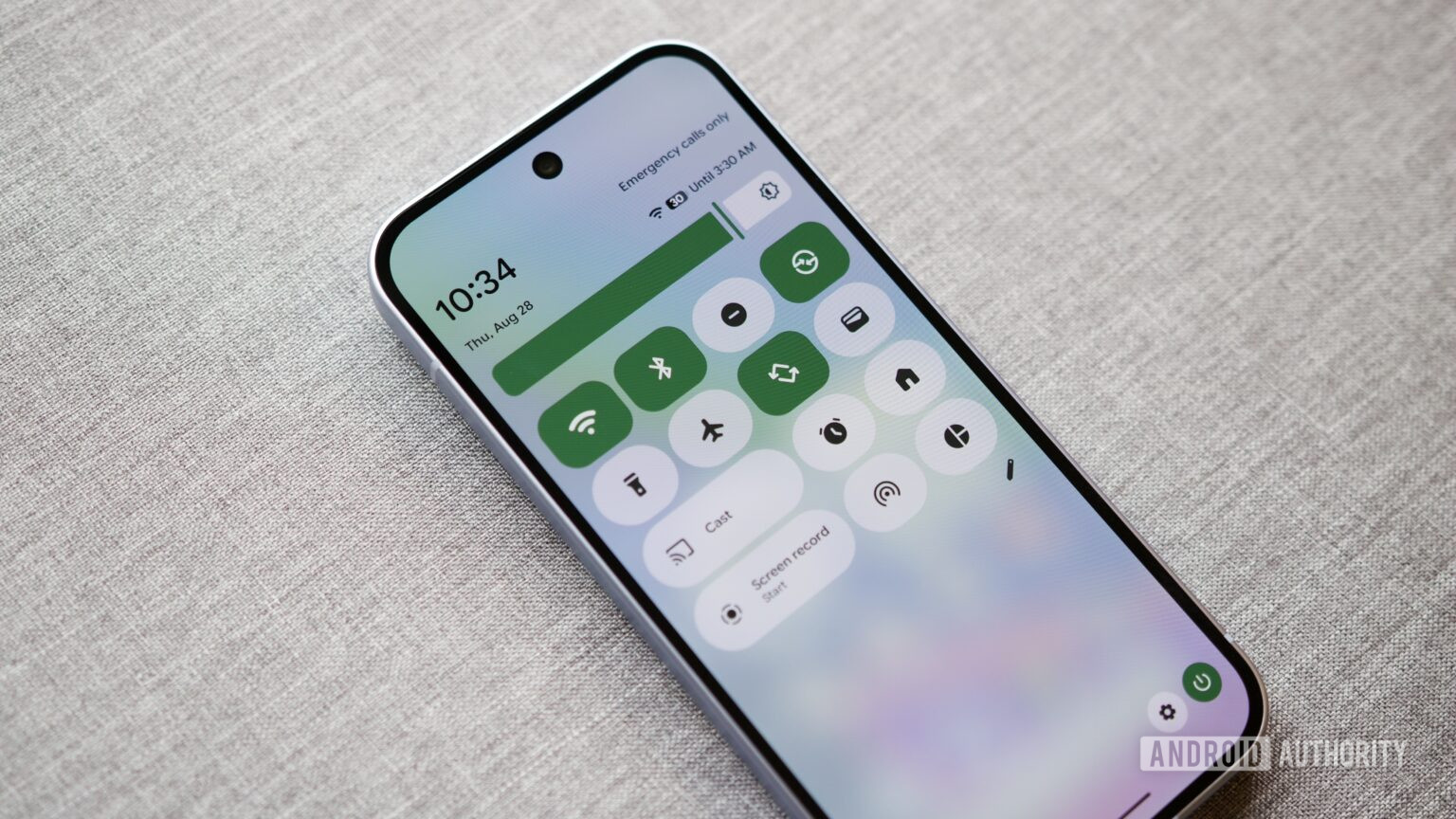Here's how I made the perfect Quick Settings layout on the Pixel 10