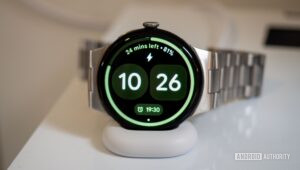 8 reasons I'd get the Pixel Watch 4 over the Galaxy Watch 8 - Android ...