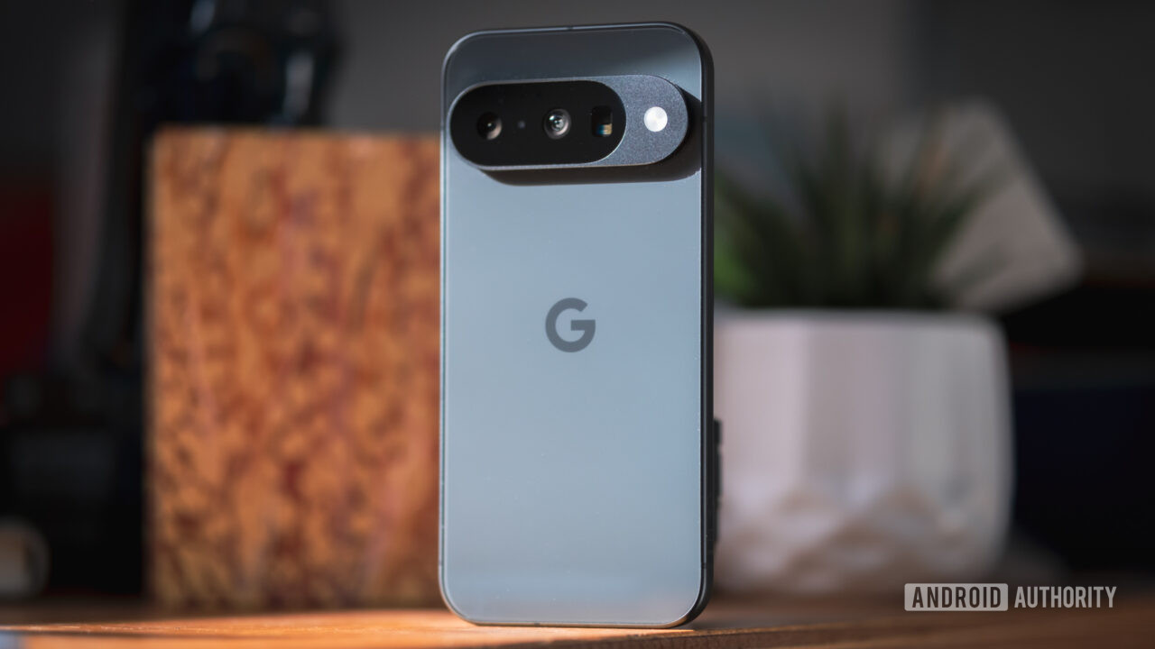 5 Android phones you should buy instead of the iPhone 17