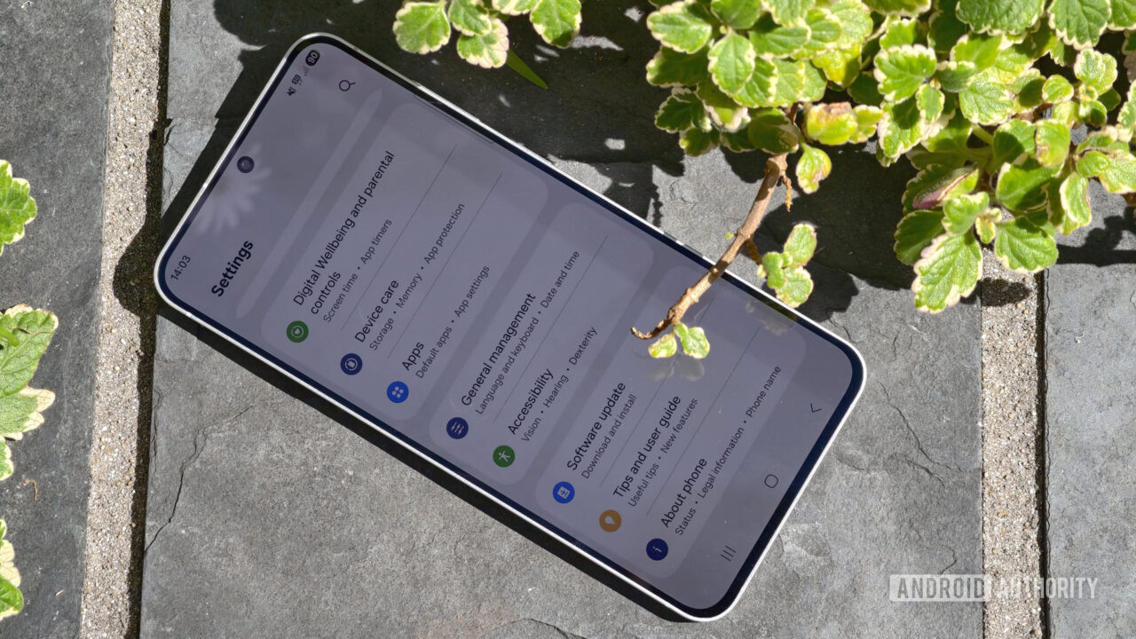 Samsung Galaxy S25 FE review: A good upgrade for fans and newcomers