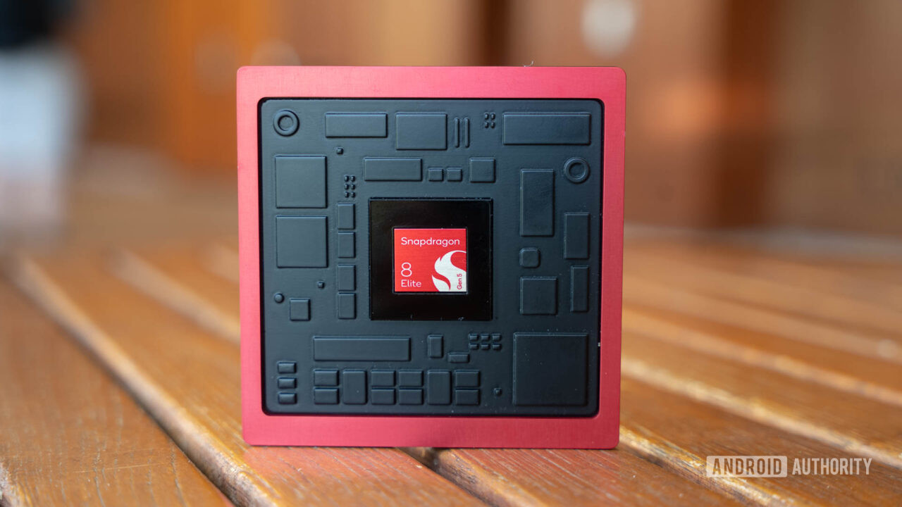 Snapdragon 8 Gen 5 vs 8 Elite Gen 5: What's the difference? - Android ...
