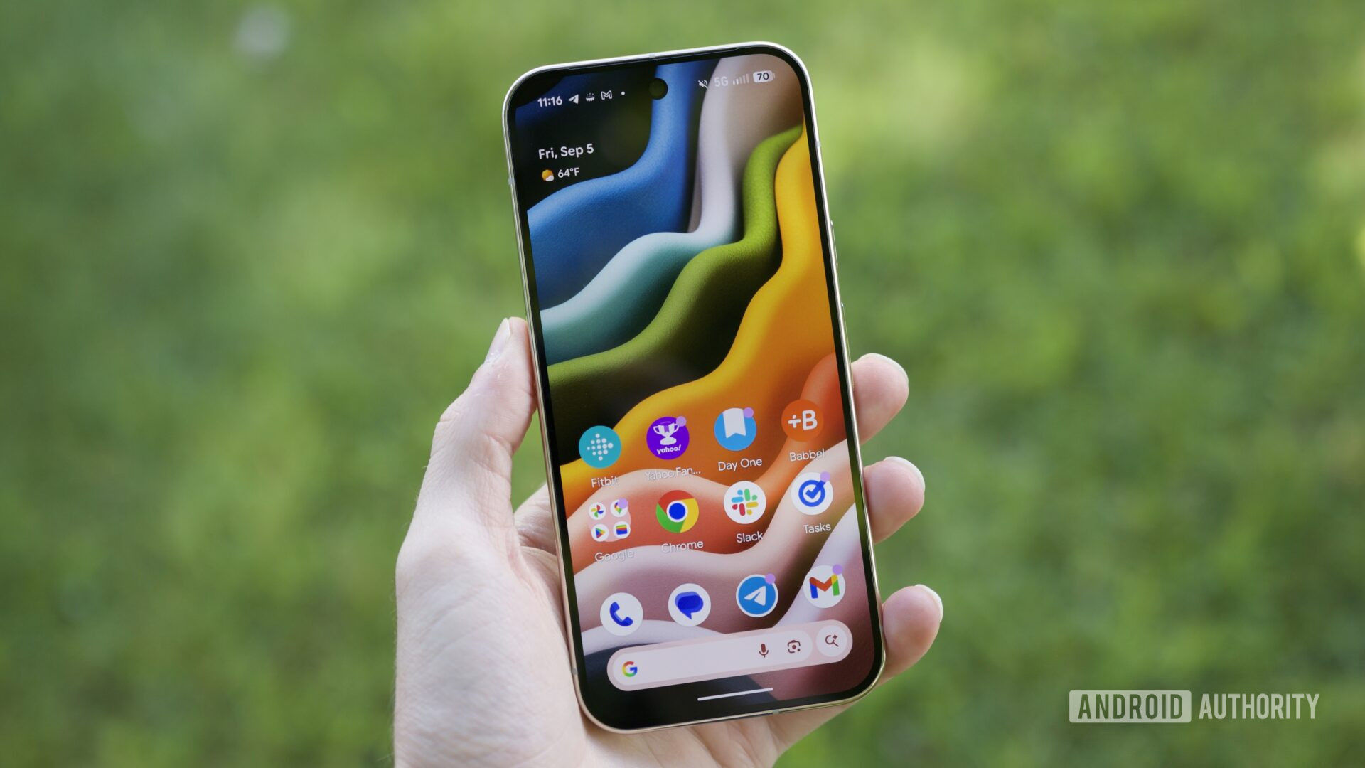 5 Android phones you should buy instead of the iPhone 17 Pro