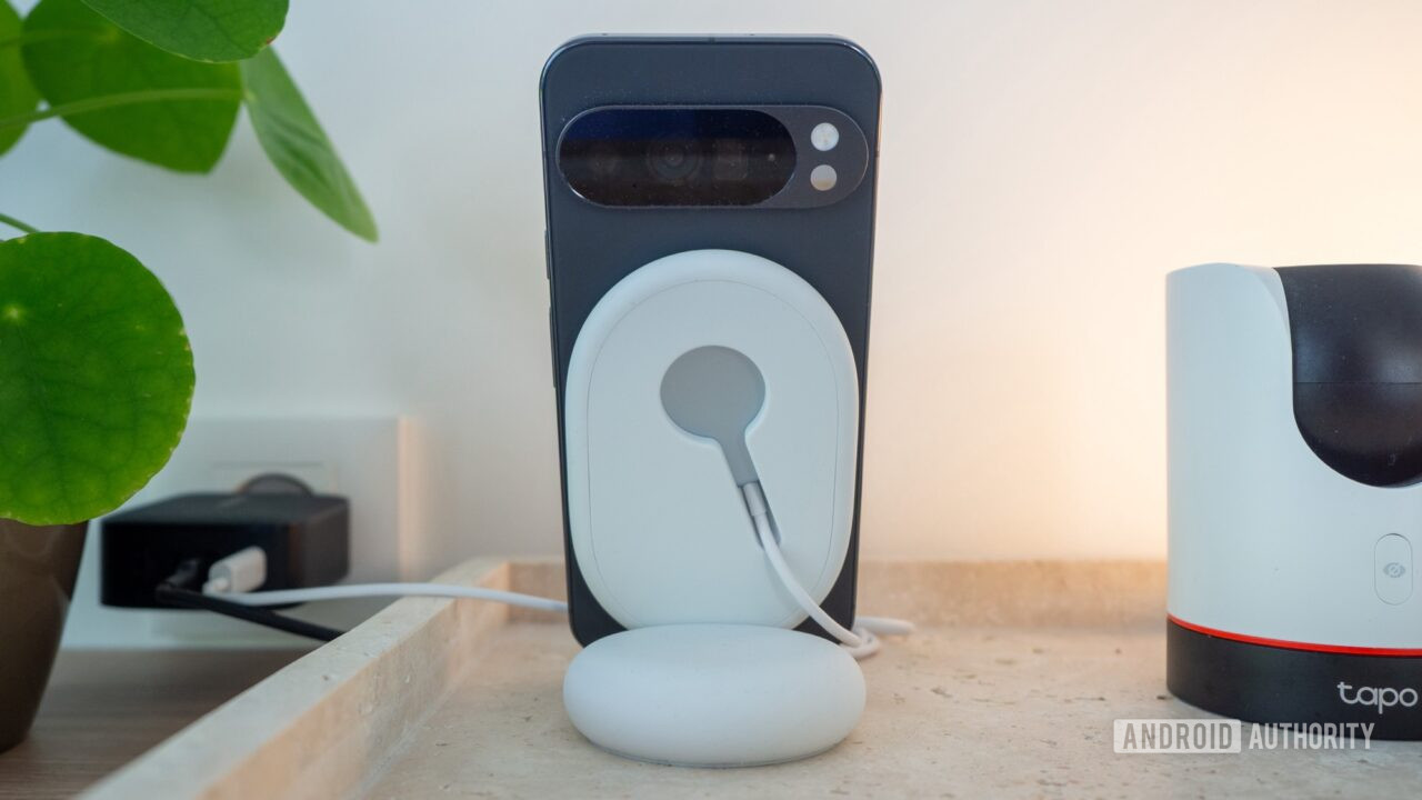 Google Pixelsnap Charger with Stand review: Don't buy it! Here's why