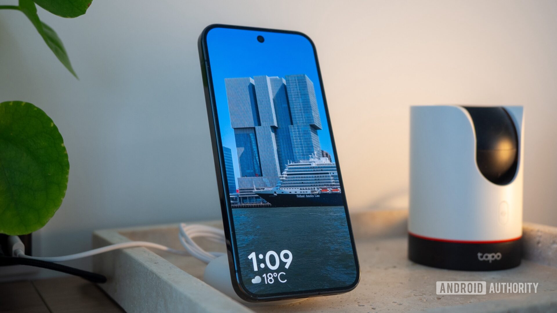 Google Pixelsnap Charger with Stand review: Don't buy it! Here's why