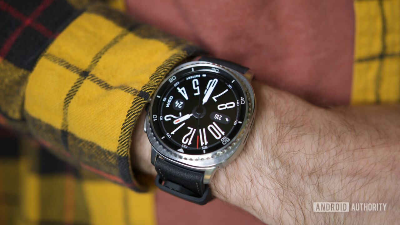 The 10 best Galaxy Watch 8 watch faces you probably aren't using