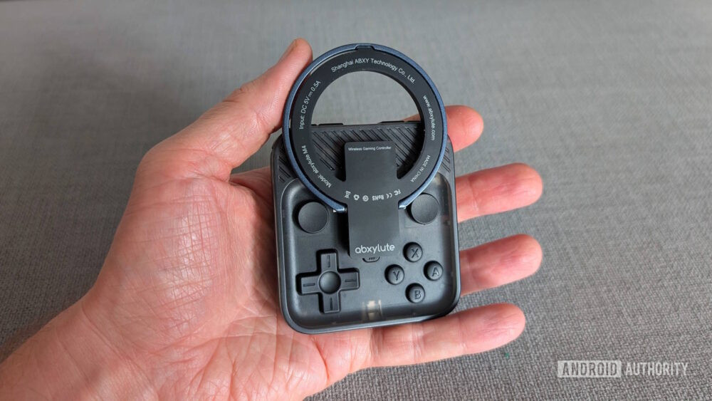 Magnetic phone controllers are the future, and I'm never going back ...