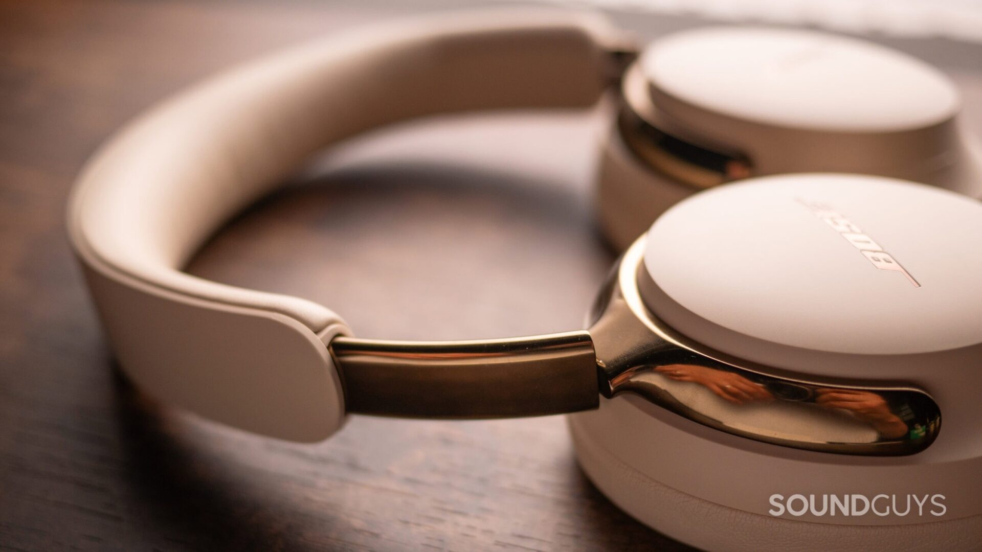 Black Friday brings the new Bose QuietComfort Ultra its first discount ...