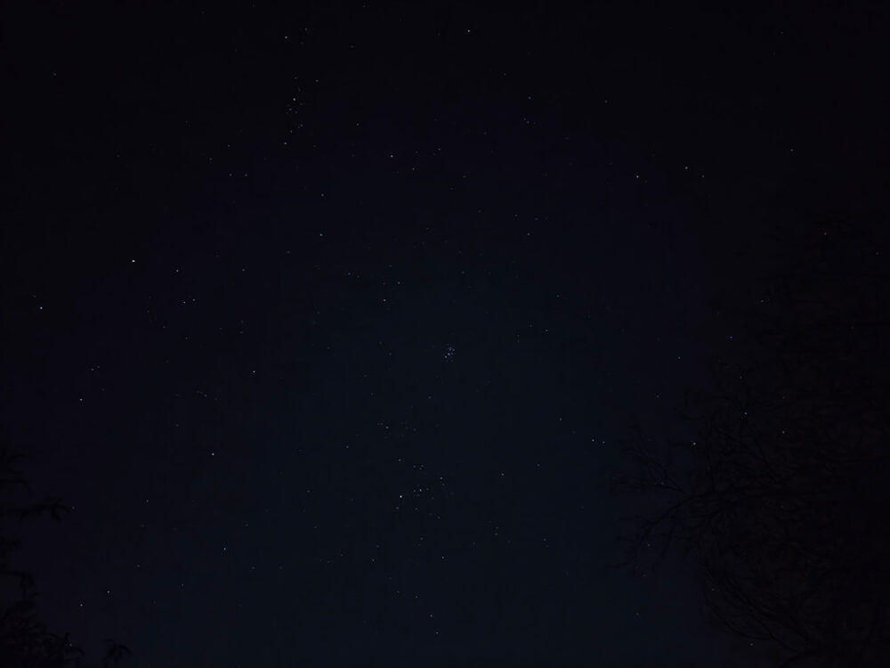 I tested a camera lens accessory for stargazing — and it wasn’t great